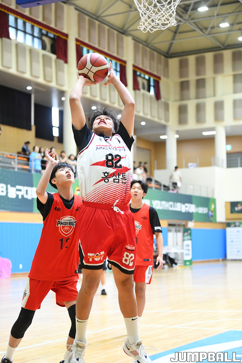 [KBL유소년] '골밑 지키는 몽골산 기둥' 정관장 U15 테물렌, 팀의 결승 진출 이끌다