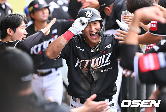 ‘와 드디어 규정타석 진입’ 타율-장타율-출루율 압도적 1위! 22세 괴물타자, 신인왕+MVP 동시 석권 도전 시작됐다