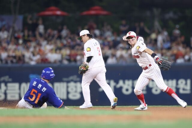 박)찬호의 매력으로 생각해주시면” 꽃범호 당부, 간혹 실책해도 너그러운 이해를…KIA FA 대응전략 궁금[MD광주]