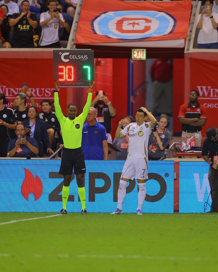 손흥민, LAFC 데뷔전서 동점골 PK 유도…시카고와 무승부(종합)