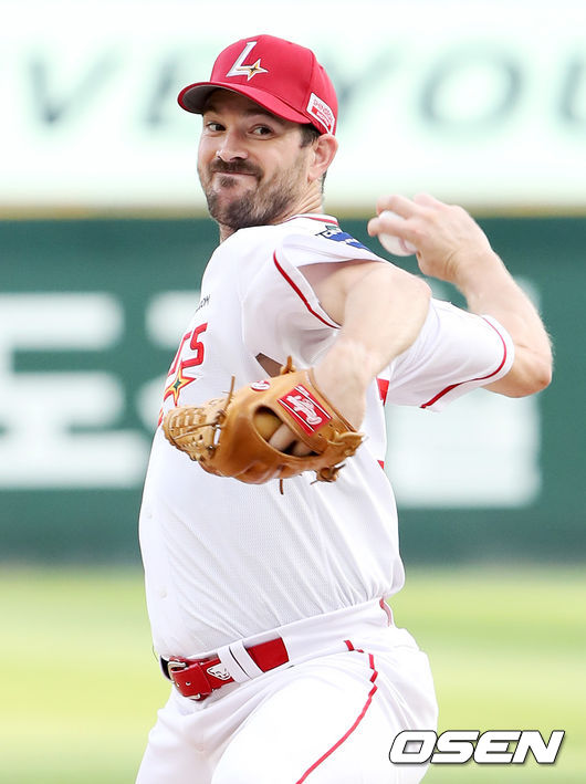 ‘KKKKKKKKK’ 156km 쾅! SSG 3연승 이끈 에이스 “실점 최소화에 집중, 만루 막아준 노경은 고마워” [오!쎈 인천]