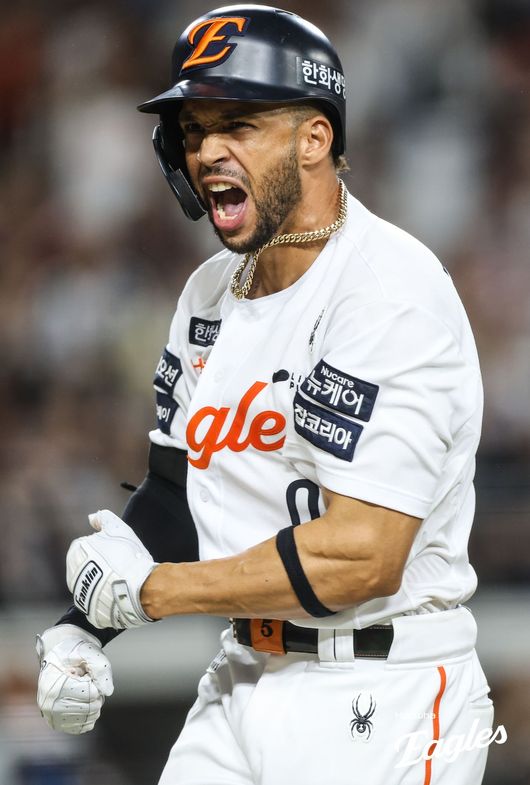 보너스만 벌써 400만원이라니…한화 외인 농사 대풍작, 리베라토 홈런시 7전 전승 "류현진한테 미안했다"