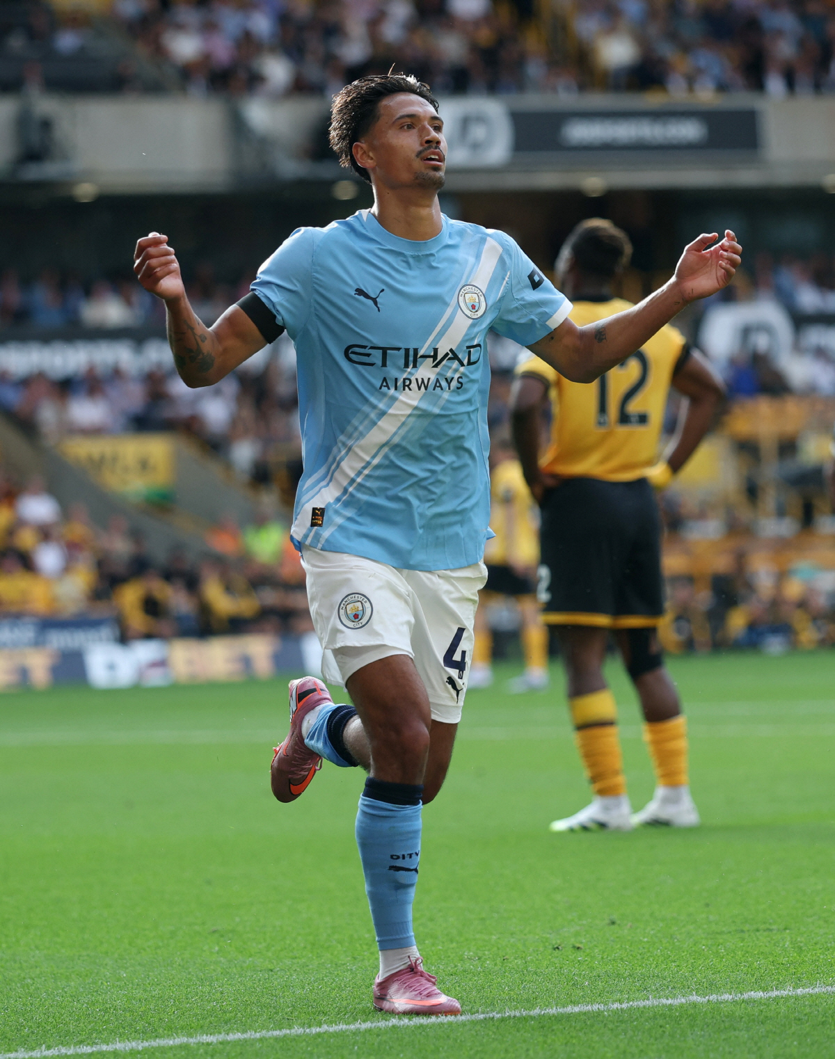 [공식발표]EPL 데뷔전 1G-1AS, 맨시티 '4660만 파운드 스타' 전설과 어깨 나란히→MOM 선정