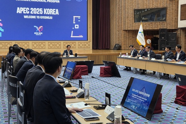 현장에서)정청래 민주당 대표 경주 방문, APEC 정상회의에 한국 민주주의 알려야