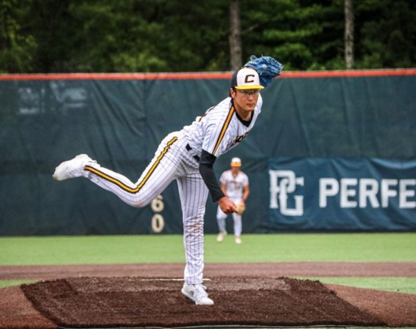 148km 던지는 예능 출연 비선출 투수가 최대어? 프로 꿈꾸는 19명 도전한 KBO 트라이아웃 [스춘 이슈]