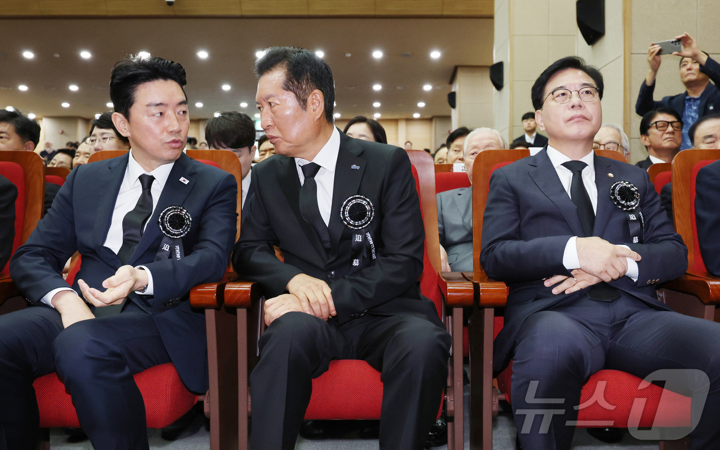 [기자의 눈] 눈인사도 없는 여야…협치는 없고 협량(狹量)만 남았다