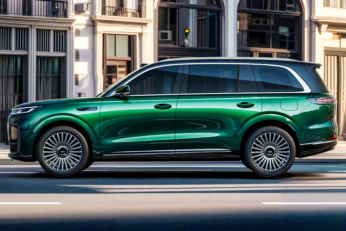 전기모드 180km, 제로백 5초…역대급 패밀리카 실물 공개 | EV-Hotissue