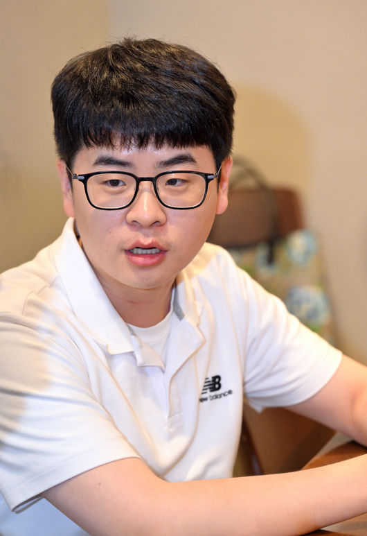 ‘월드 1945’ 3부 연출한 KBS 김도원 PD "생성형 AI로 경제학자 케인즈 실제 모습 그려내" [일문일답]