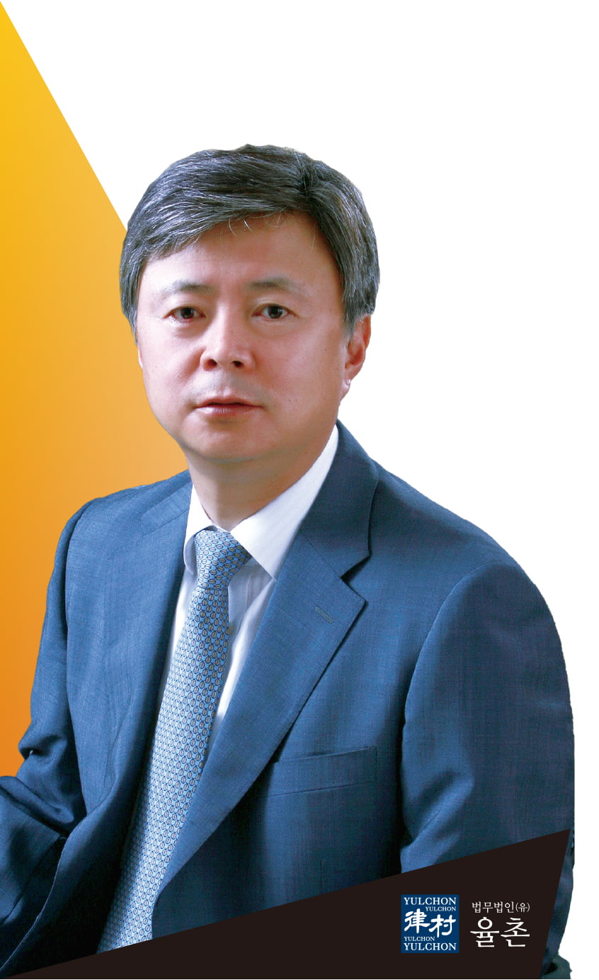 강석훈 율촌 대표변호사, 부드러운 카리스마로 후배들에 귀감[변호사들이 뽑은 롤모델 변호사]