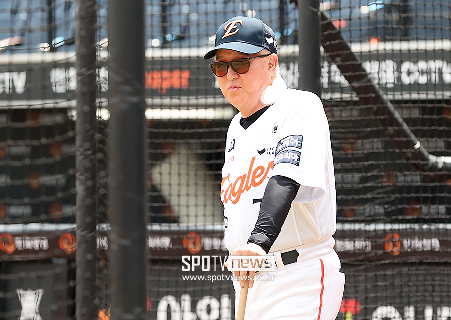 LG는 25G 만에 11경기 뒤집었다…한화도 26G 남았다, 마지막 스퍼트 시작