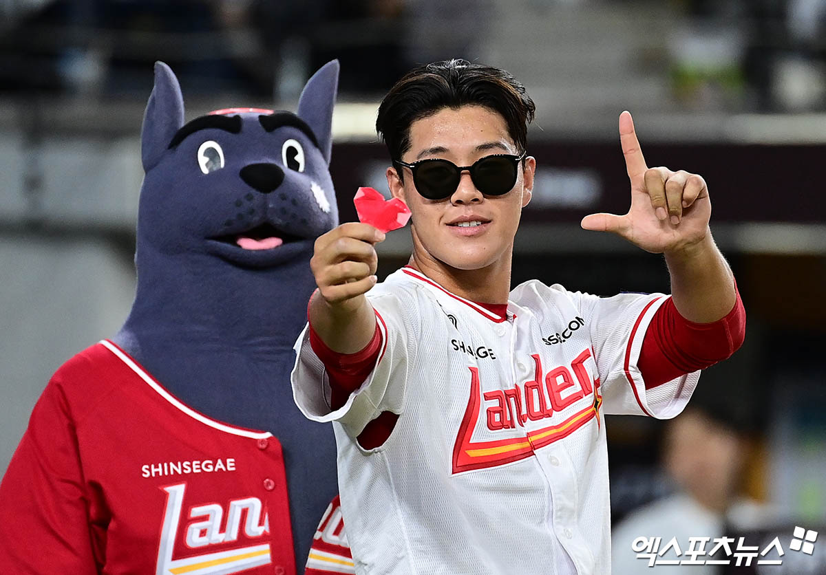 "KBO 1등 포수 되고파" 1R 포수 성장에 미소 짓는 SSG…"확대엔트리 때 가장 먼저 부를 것" [인천 현장]