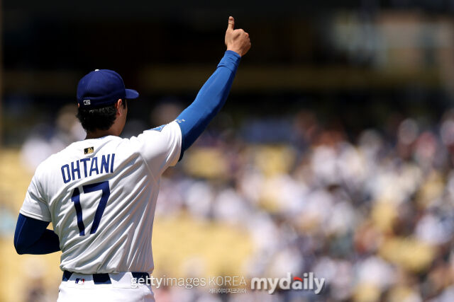 '손흥민 깔끔 시구로 시작' 161km KKKKKKKKK 오타니 미쳤다, 다저스 와서 첫 승 신고하나…749일 만에 승리 도전