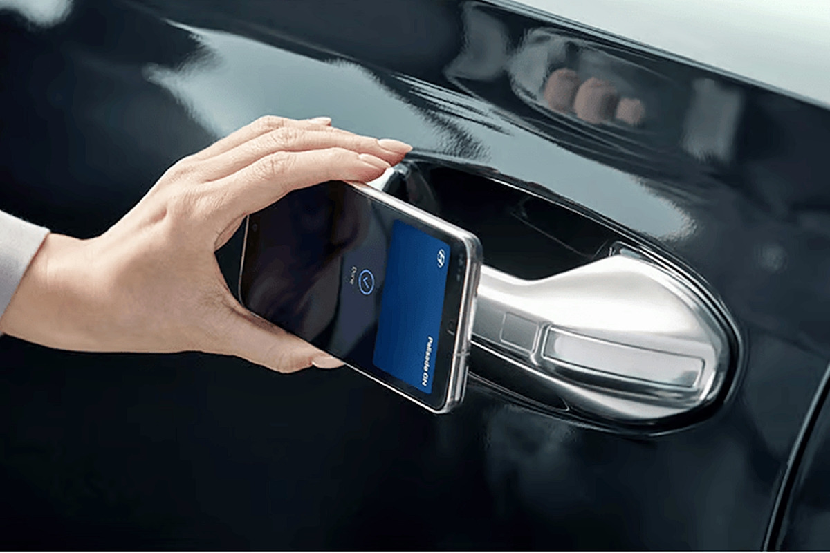 “편하긴 한데... 해킹은 누가 막죠?” 디지털 키의 불편한 진실 | EV-Hotissue