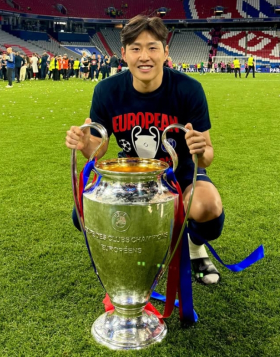 '975억 거절' 이강인 EPL 이적 끝내 무산... PSG 잔류→'극악' 주전 경쟁 전망