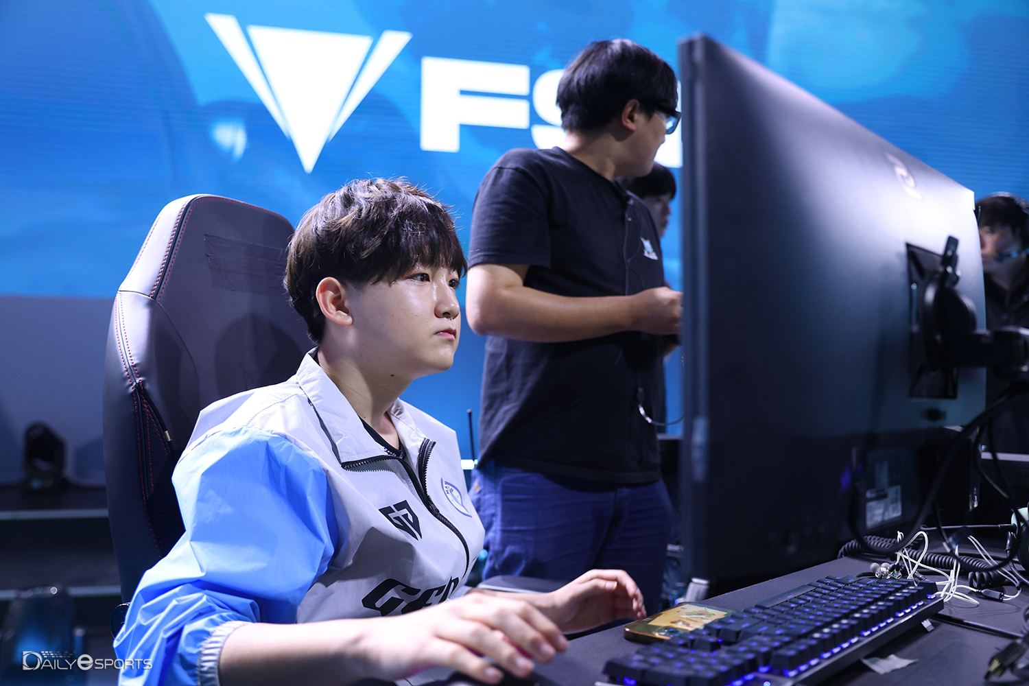 [FSL] 1차전 끝난 32강…'여전했던 강자들과 이변의 시작'