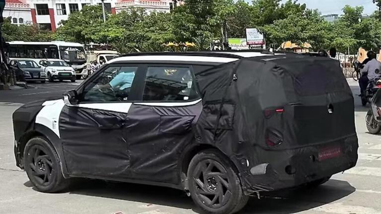 ‘텔루라이드 닮았네?’ 셀토스 풀체인지 스파이샷 화제 | EV-Hotissue