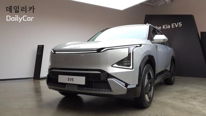기아, 준중형 전기 SUV EV5 출시..가격은 4855만~5340만원 | 데일리카