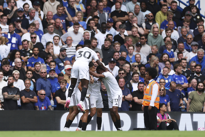 ‘기계탓’ KFA 심판위와 180도 다르다…EPL 판정 논란에 “죄송하다, 실수였다”