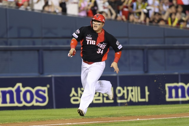 “오늘 같이 승리하는 경기 많이 나올 것”…KBO 최초 4400루타 도달한 KIA 최형우의 약속 [MK창원]