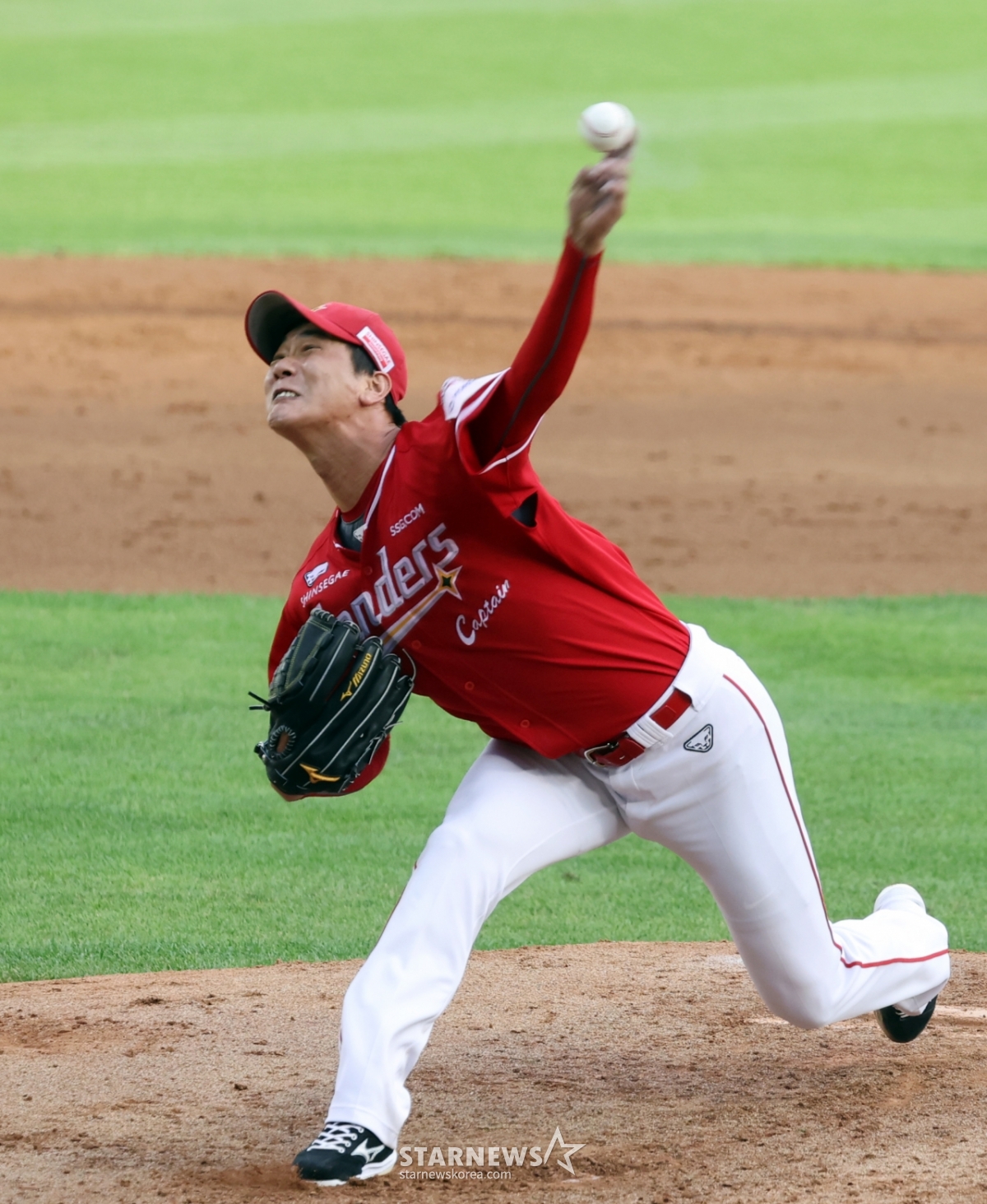 [한번에쓱]이숭용 감독 축하 '박해민 삼진잡으려 2000K 완성' 김광현