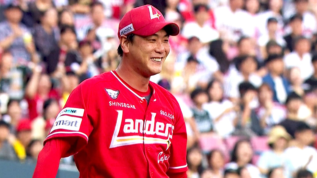 SSG, LG 꺾고 5연승…선발 김광현 '2000탈삼진' 달성