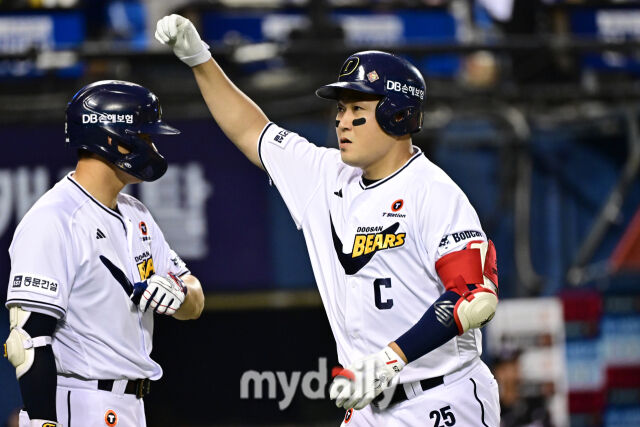 양의지가 끝내 이승엽과 어깨 나란히 하나…KBO GG 새 역사 보인다, 4할 넘보는 미친 타격 ‘퉁퉁’의 비밀