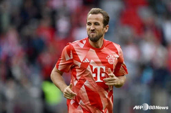 '충격' 케인 "EPL 복귀할래" 지인에 털어놨다... 'EPL 최다골 경신' 욕심, 더 늦으면 안 돼 "리버풀·맨유 관심"