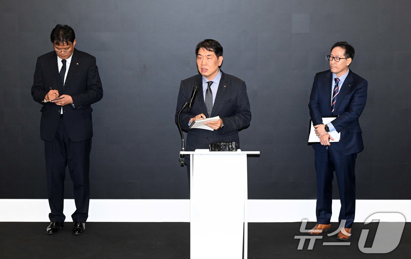 [일문일답] KT "IMSI 유출 전부 LTE…불법 개조 펨토셀 추정"