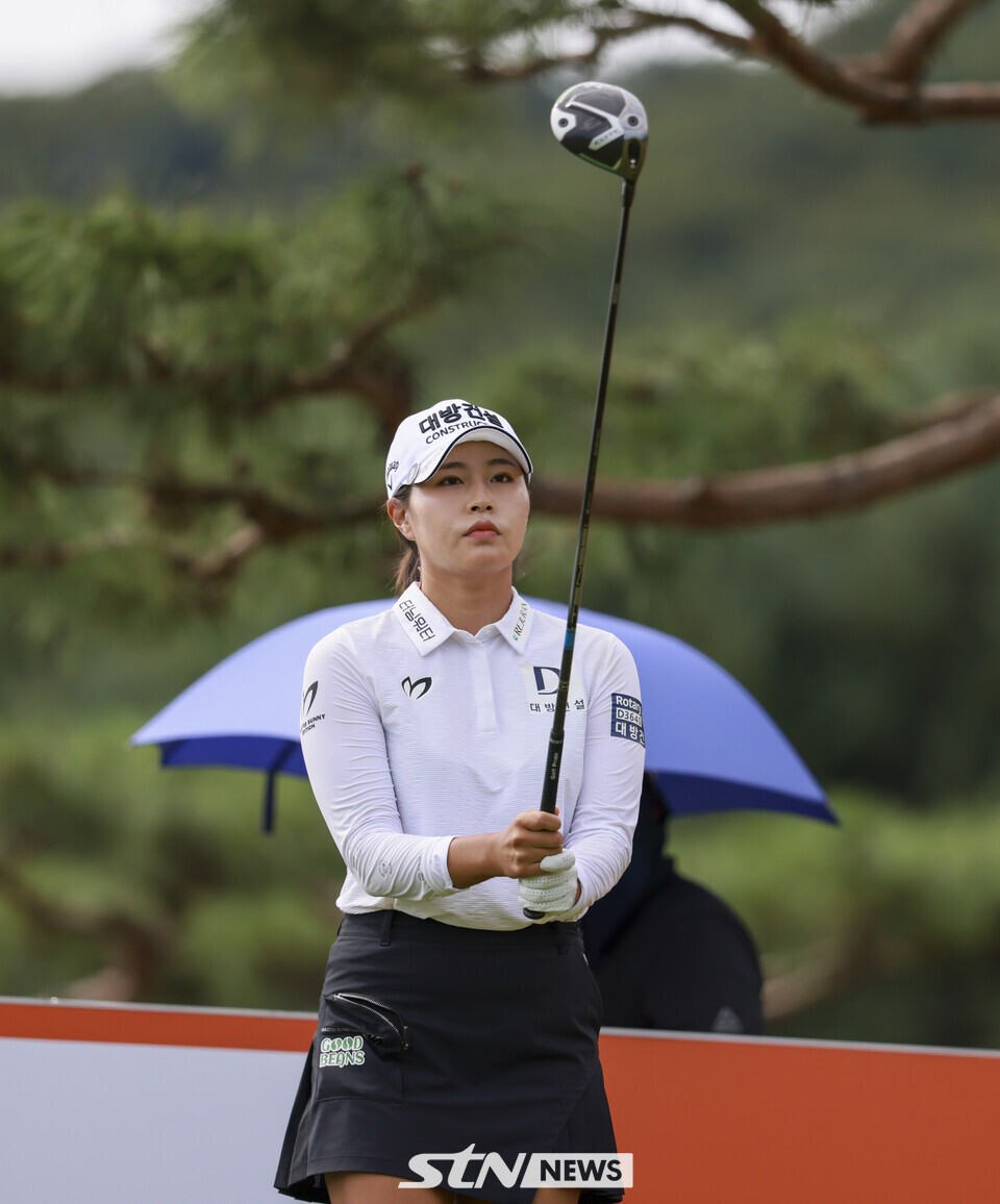 [STN포토]우승을 정조준하는 성유진