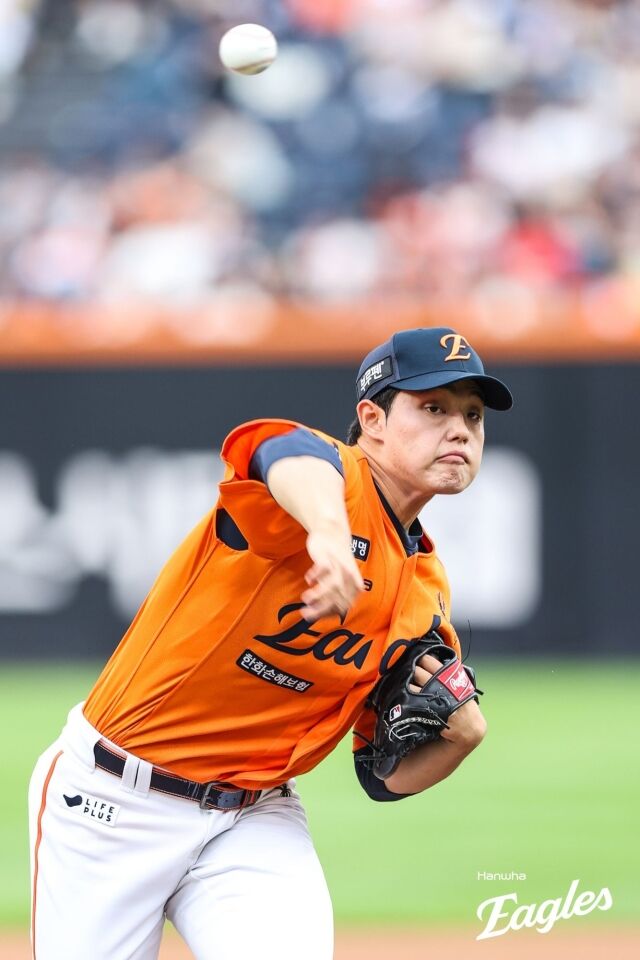 '이럴 수가' 158km 문동주 8실점 충격, 안타-안타-안타-3루타-2루타→강판…'12연패' 키움 155일 만에 한화 잡나 [MD대전]