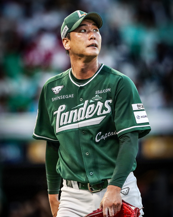 갈길 바쁜 3위 SSG인데…‘9월 ERA 9.95’ 김광현 부진, ‘그대로 멈춰라’ [SS시선집중]