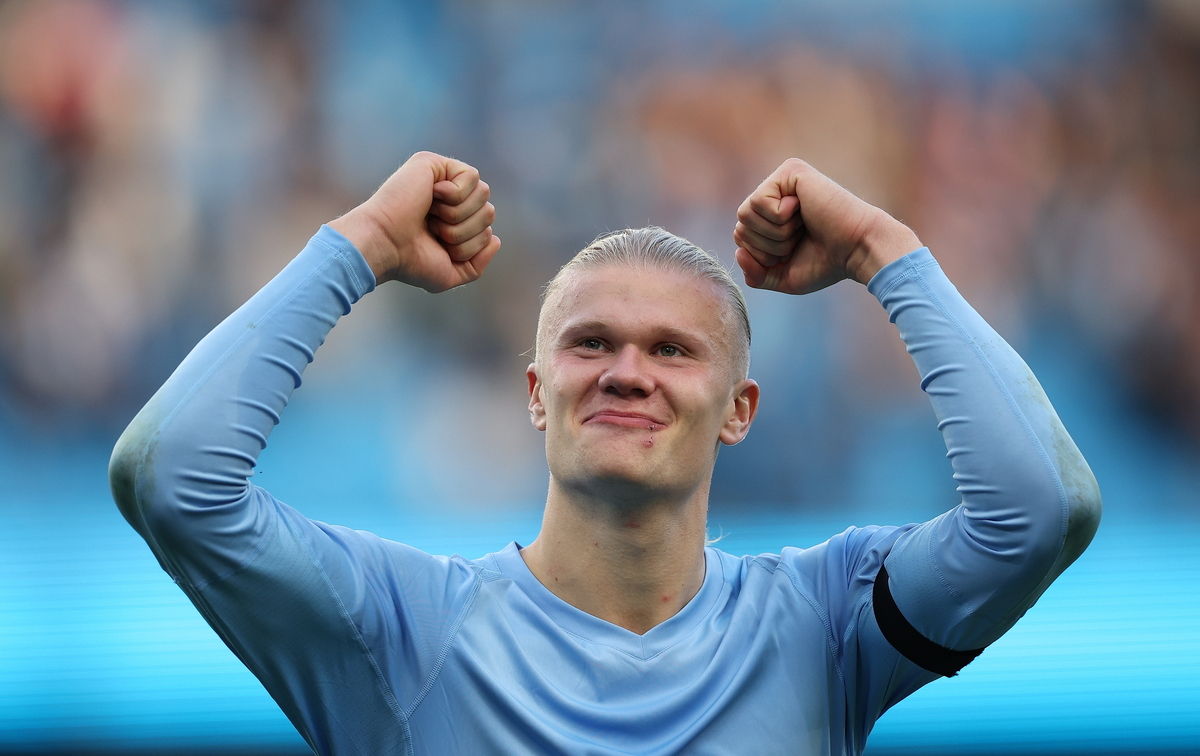 멀티골 ‘쾅쾅’ 홀란, EPL 득점 선두+맨시티 연패까지 ‘싹둑’···‘1승1무2패’ 맨유는 33년 만의 굴욕