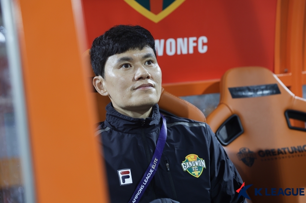 ACLE 첫 경기에서 첫 승을 따낸 정경호 감독 “강원을 아시아에 널리 알리고 싶다”