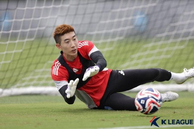 지난 시즌 ACLE 부진? 조현우 “지난 경기는 생각하지 않아”···“홈 청두전 반드시 이길 것” [MK울산]