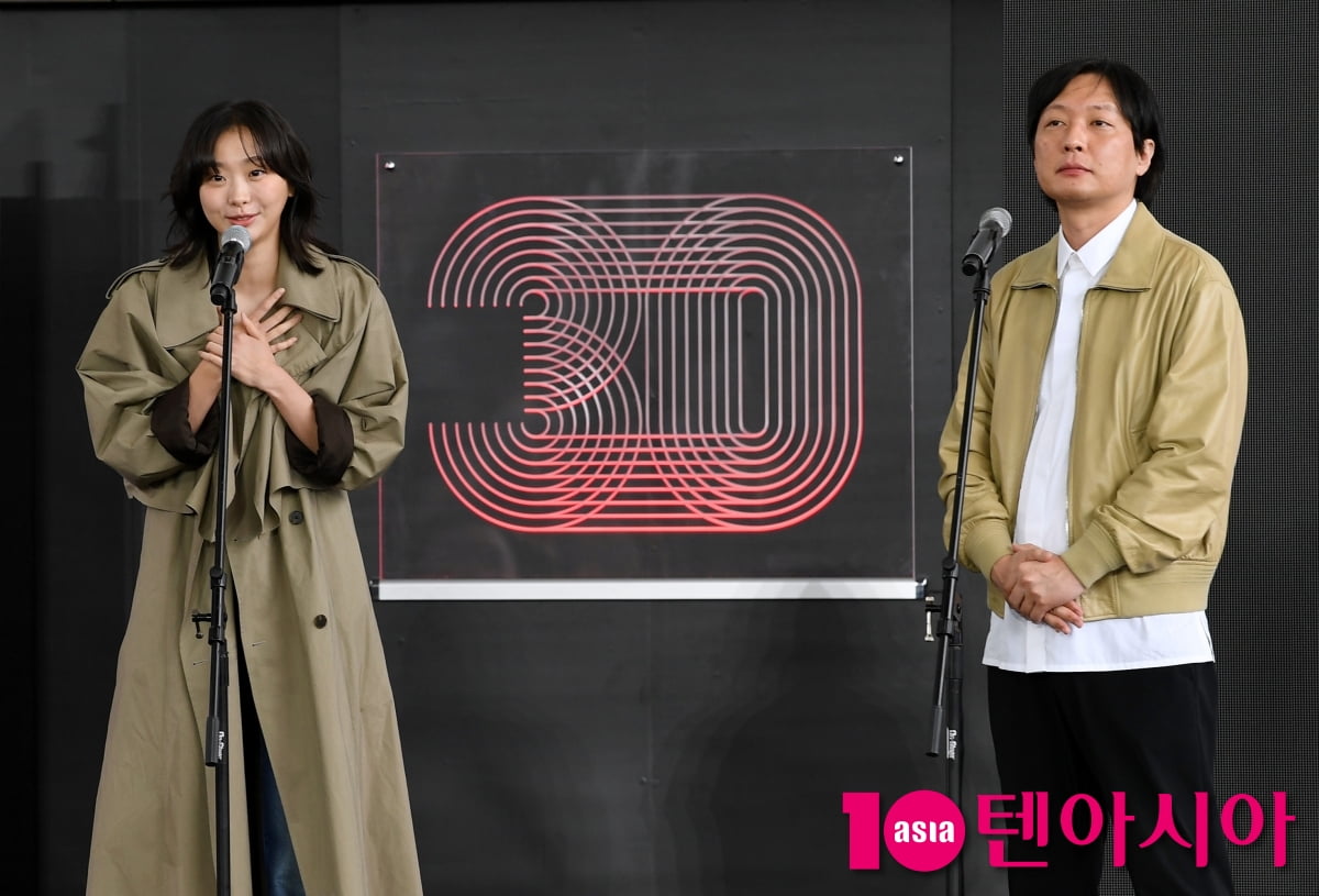 'BIFF' 김다미-김병우 감독, 사랑을 다시 생각하게 되는 영화 '대홍수'[TEN포토]