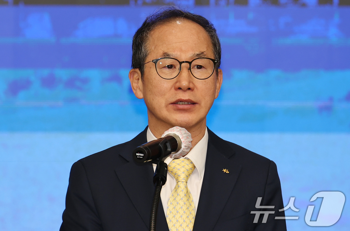 양종희 KB금융 회장, 22일 '테더 USAT' CEO 만나 스테이블코인 논의