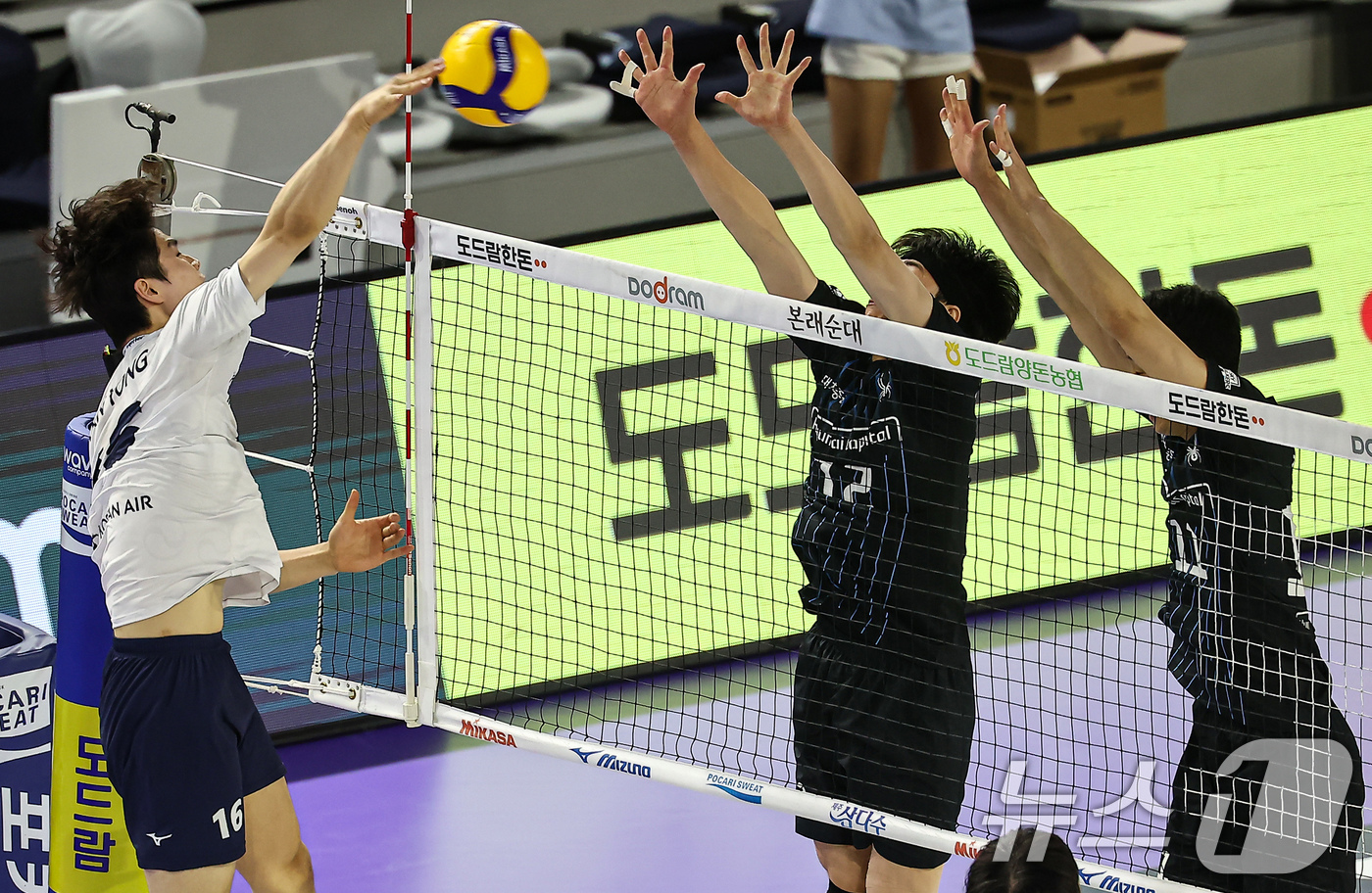 KOVO, FIVB 규정 따라 V리그 일정 변경…포스트시즌도 3일 연기