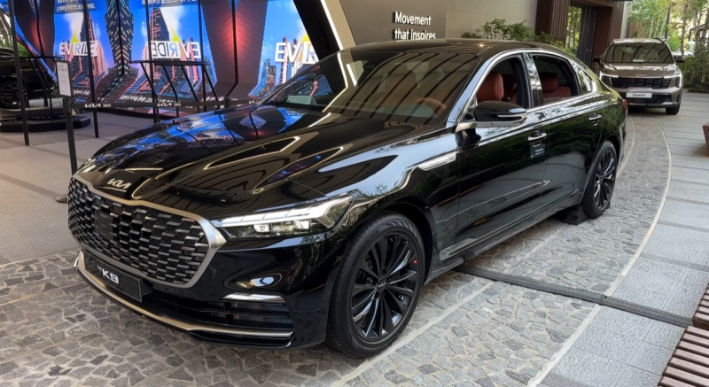 돌아온 K9 풀체인지, 유출 디자인에 ‘G90 망했다’ 반응 폭발? | 모터포스 - 포뮬러1 정복