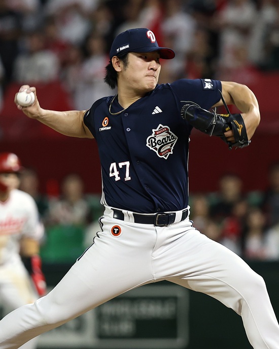 '삼성 어때? 고맙지?' 두산, 3위 SSG 9-2 대파…'KKKKKKKKKKK' 곽빈 4승+테이블세터 6타점 합작 [문학:스코어]