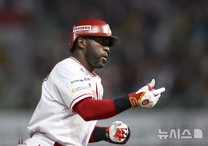 김건우 12K 쾌투·홈런 쾅쾅…SSG, KIA 꺾고 3위 사수