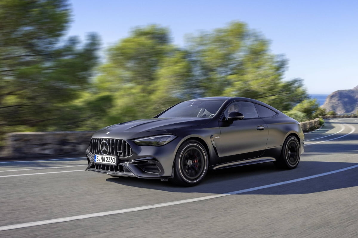 세련미·스포티함 잡았다…벤츠코리아, 'AMG CLE 53 4MATIC+ 쿠페' 출시