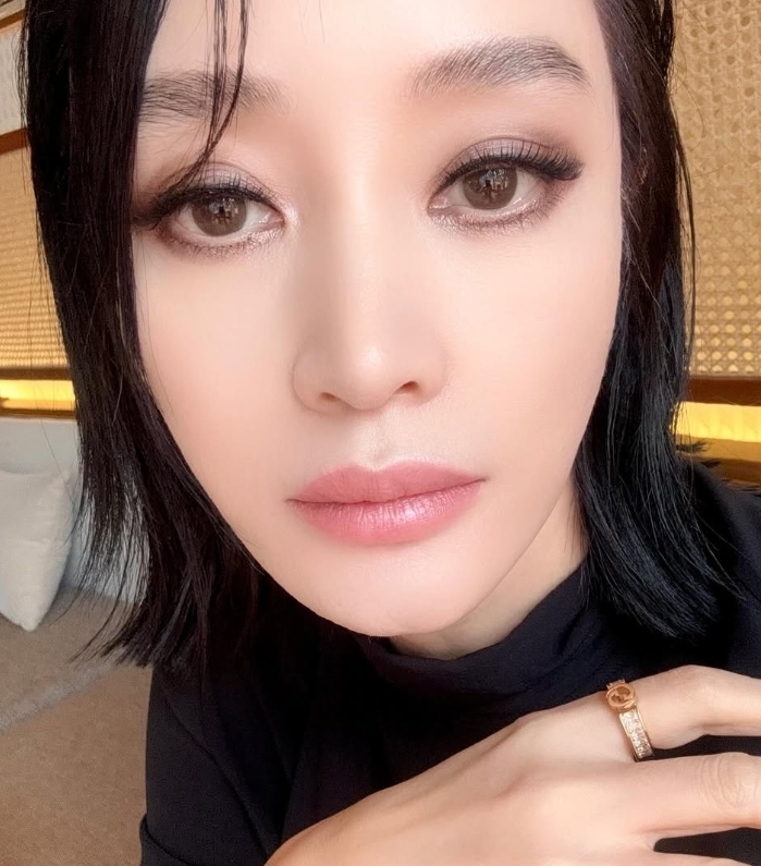 스모키도 김혜수가 하면 다르다