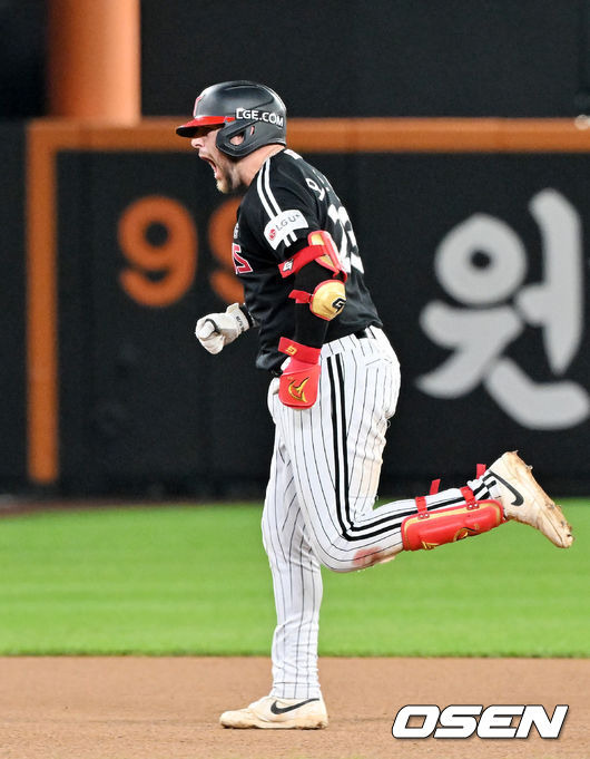 [비더레전드 오늘의 Pick] 여기 무시무시한 외인 있다…10G 타율 무려 .526! | 비더레전드