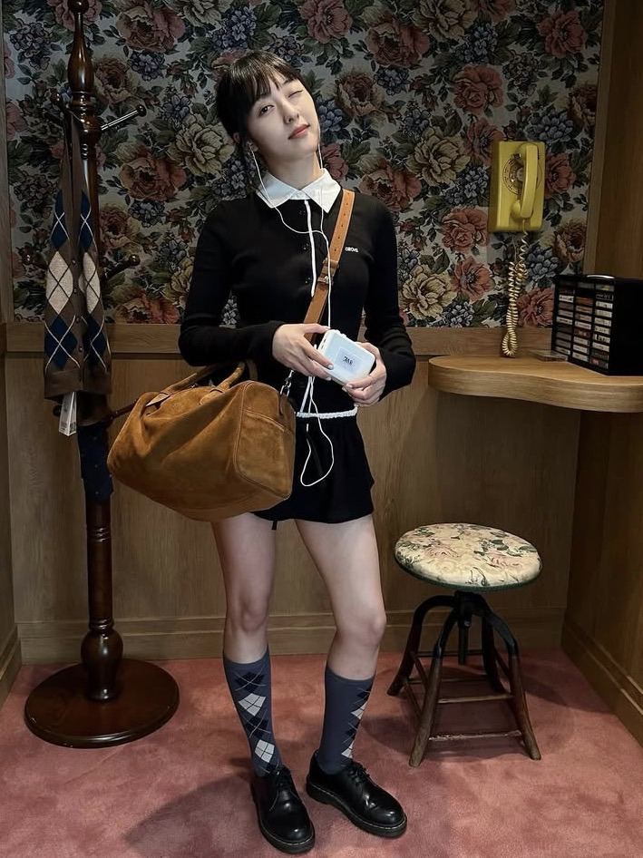 결혼 1주년 앞두고 충격 결별 선언... 아역 스타 김보라, 소녀 감성 스쿨룩 | 네이트 판