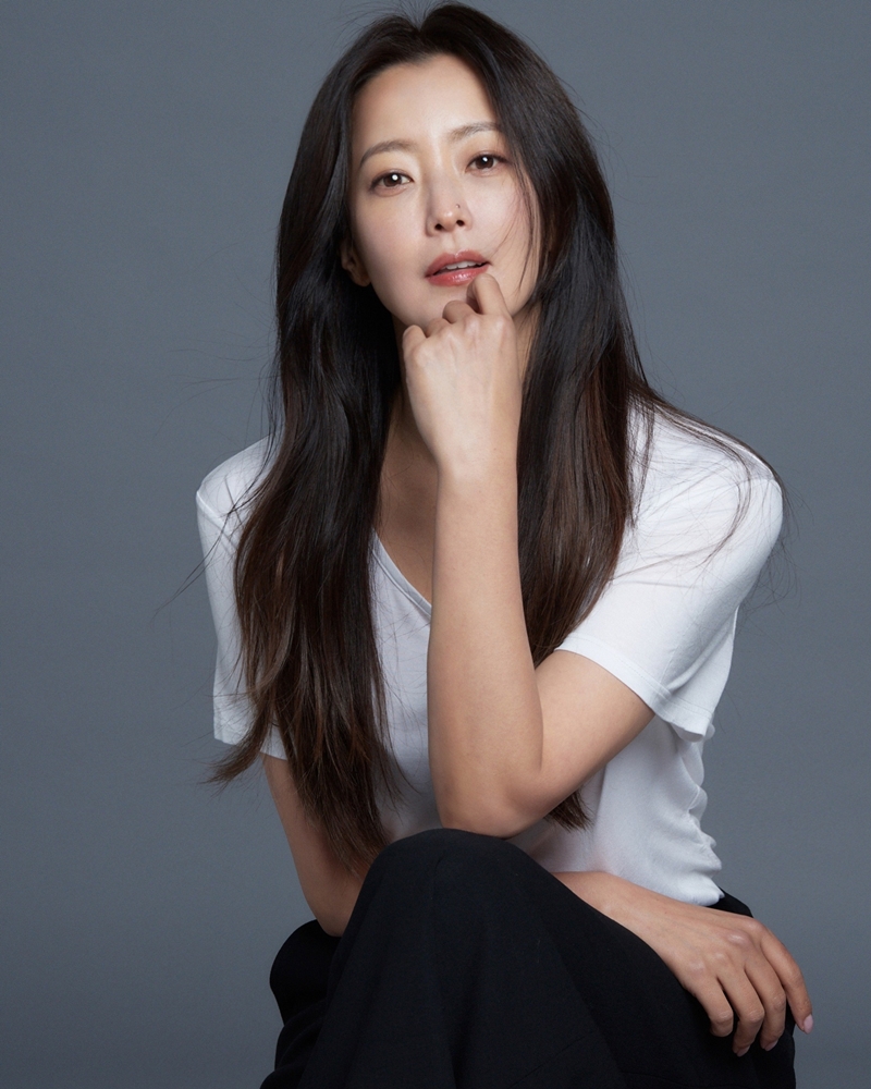 김희선 모친상…슬픔 속 빈소 지켜