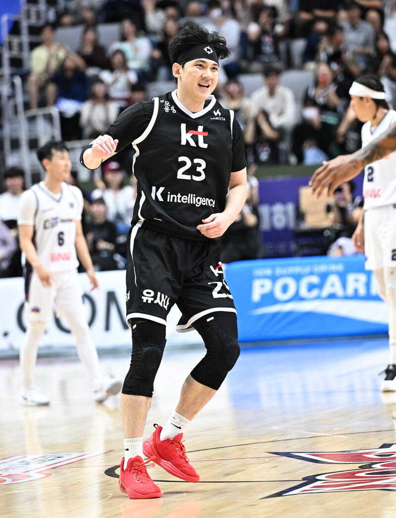 [BK 리뷰] ‘김선형 포함 5명 10+득점’ KT, 고른 활약으로 KCC에 완승