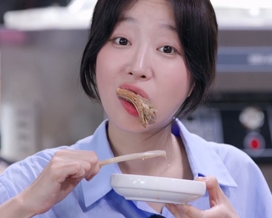 “시청률 0.7%→0.5%→0.3%, 이건 너무 심했다” 식상한 ‘먹방’ 몰락… KT ‘낭패’