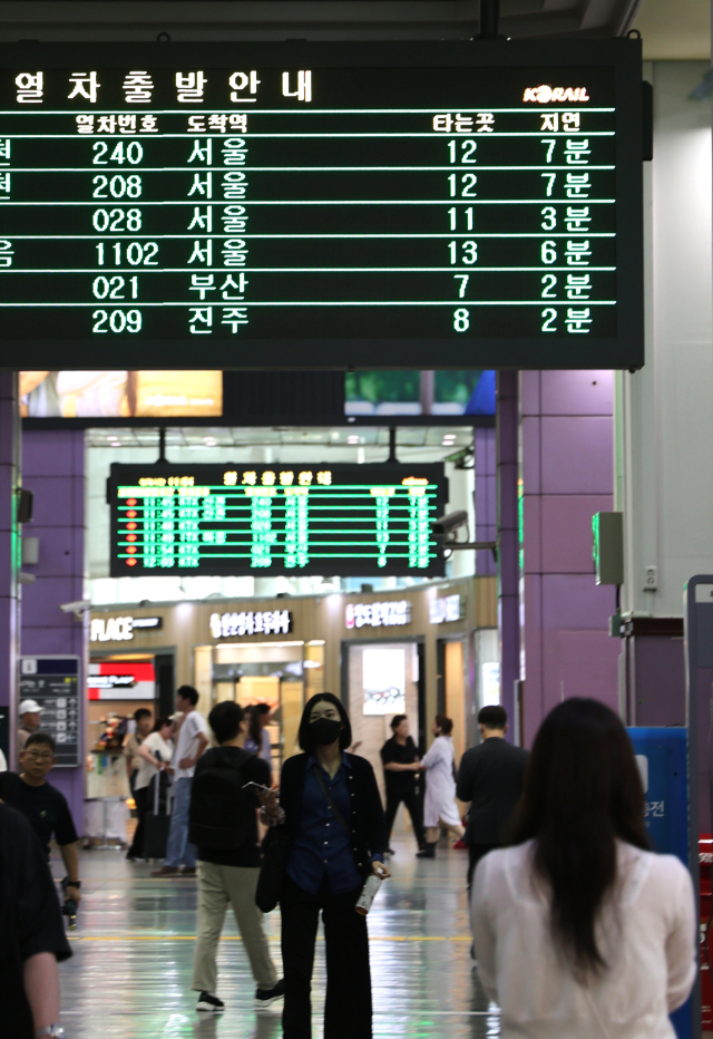 추석 연휴에도 KTX 지연 '아우성'…APEC 기간에 괜찮나?