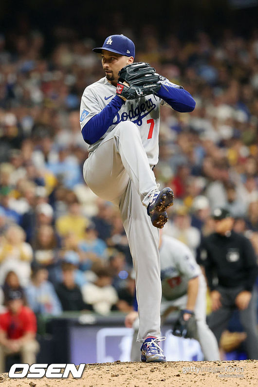 “ML 역사상 가장 미친 더블플레이” 그런데 다저스 승리라니, 美도 의문…대신 ‘10K’ 2596억 좌완에 경의 표했다