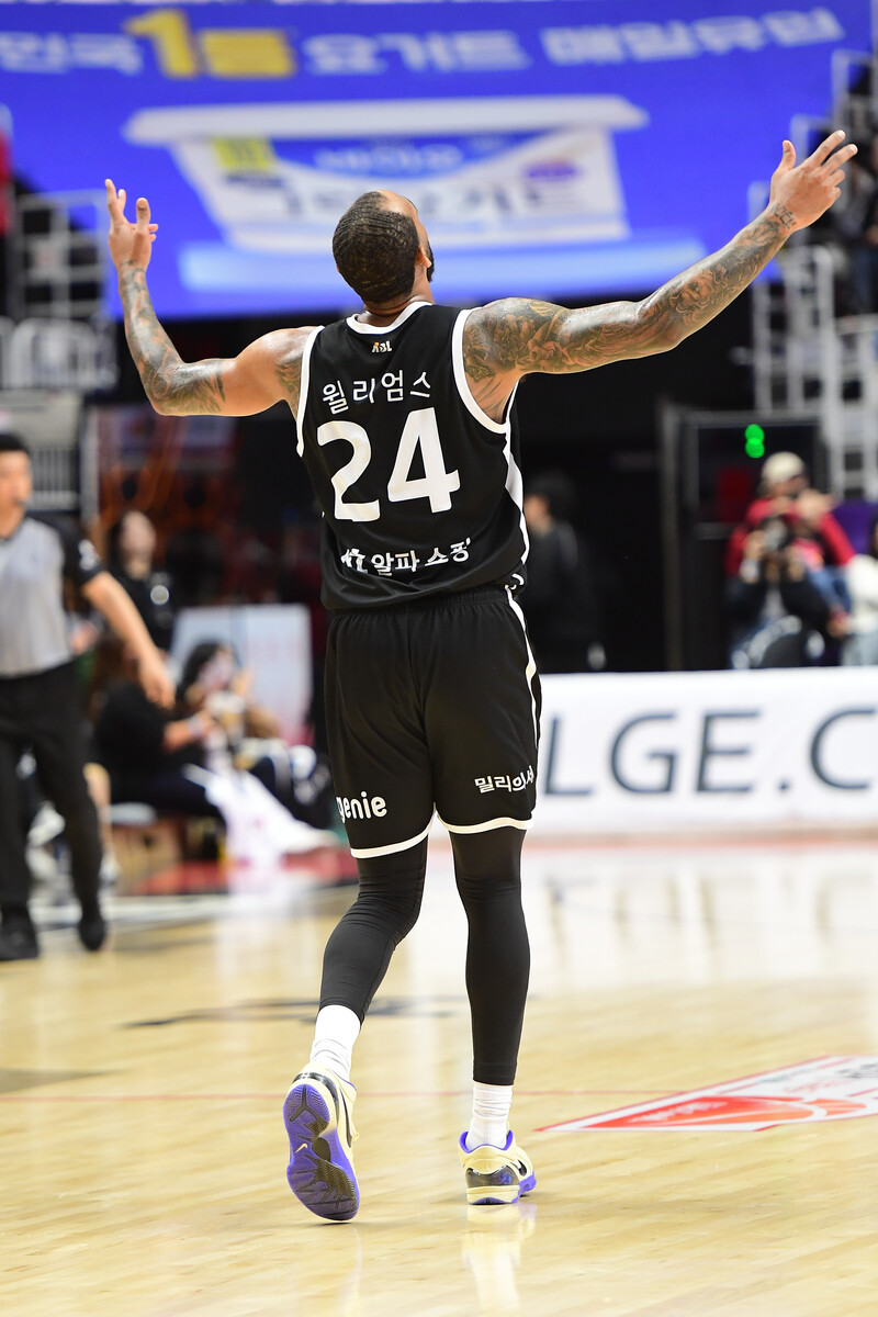 [BK 리뷰] ‘4Q 해결사로 나선 김선형’ KT, 한국가스공사와 역전극 끝에 승리